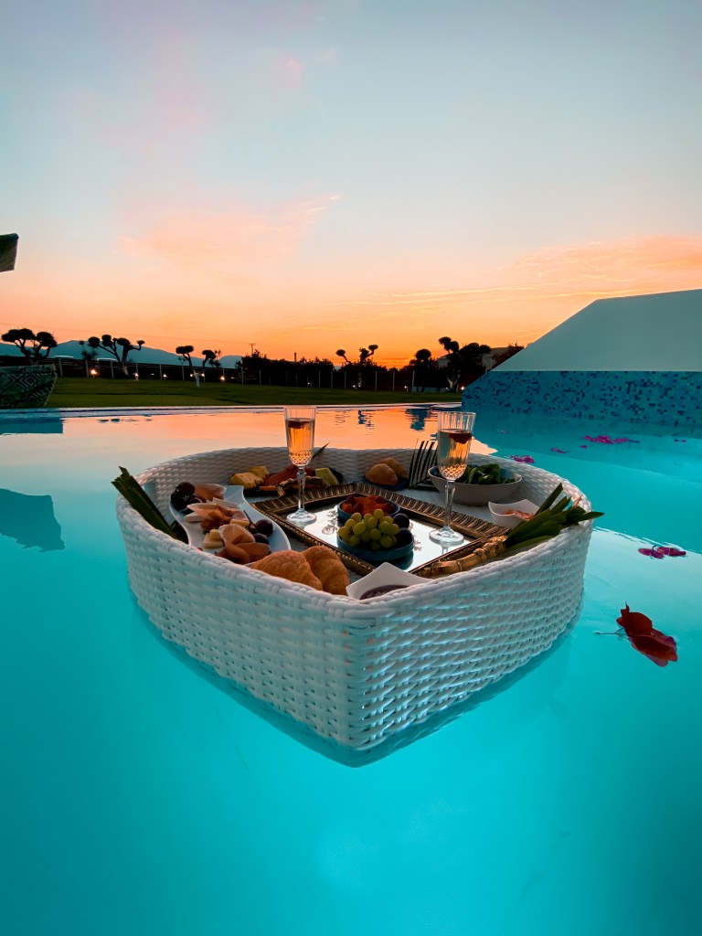 Floating Breakfast Zakynthos – Elevate Your Mornings with Our Exquisite ...